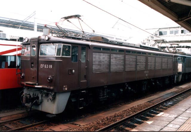 EF6319: メタモン・オーキドの鉄道写真館